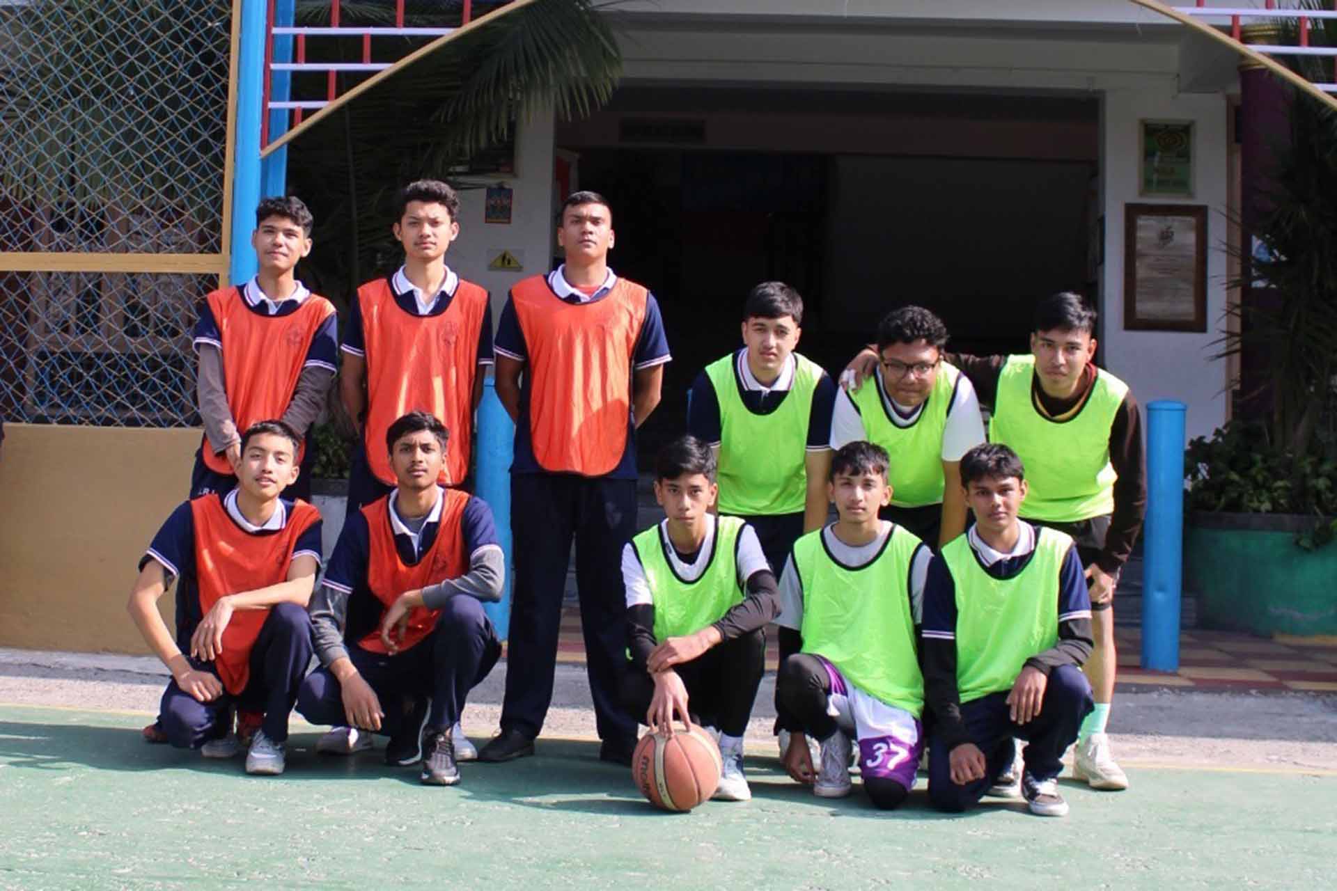 Gallery - LRI School